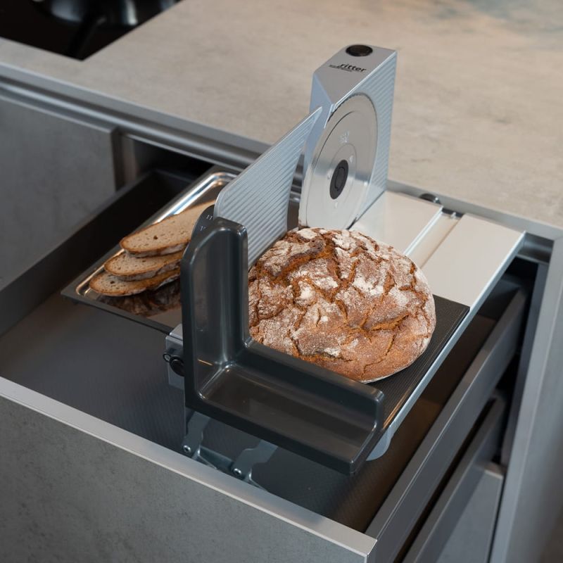Built-in food slicer - space-saving food slicer mounted in the drawer